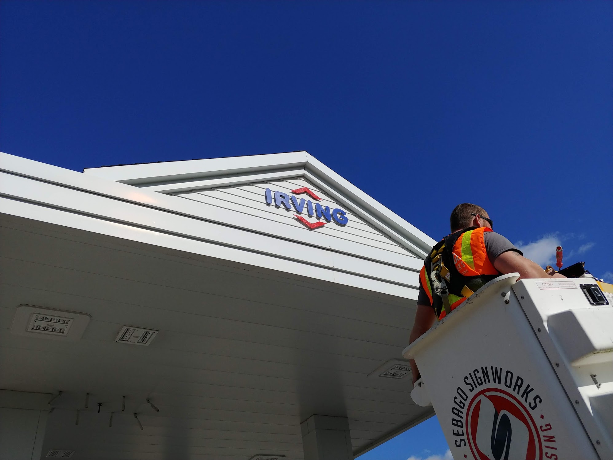 Nationwide Branding | Gas Station Signs | Sebago Signworks